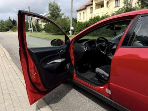 Red Honda Civic 2011 in Vilnius, with an engine capacity of 1.80 L and mileage of 214 thousand km for 3450 €, photo 23 on AUTOMOTO.COM.LV