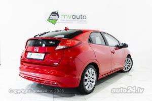 Sarkans Honda Civic 2012 Tallina, ar dzinēja tilpumu 1.80 L un nobraukumu 87 tūkst. km par 7990 €, foto 7 vietnē AUTOMOTO.COM.LV