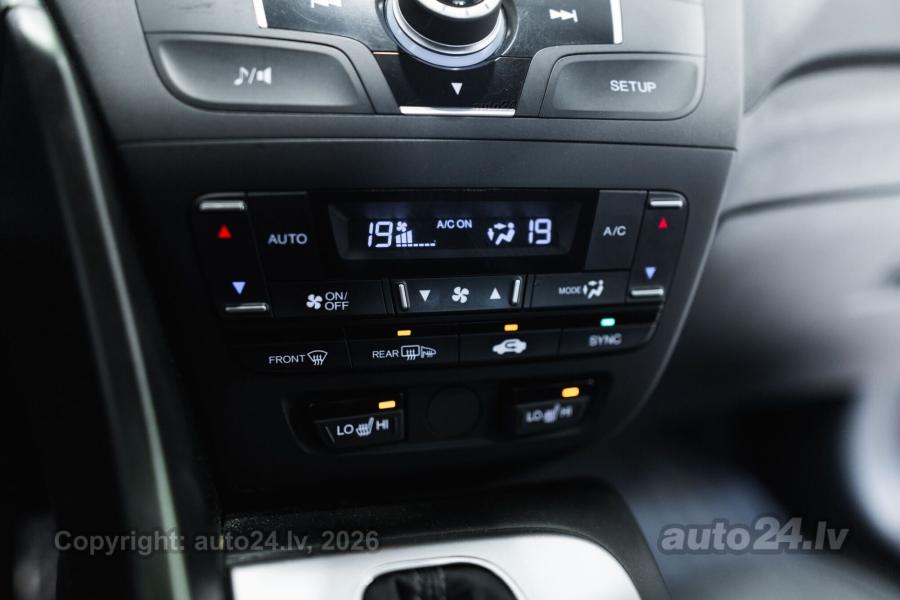Sarkans Honda Civic 2012 Tallina, ar dzinēja tilpumu 1.80 L un nobraukumu 87 tūkst. km par 7990 €, foto 20 vietnē AUTOMOTO.COM.LV