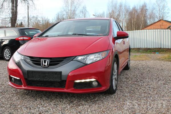 Sarkans Honda Civic 2012 Daugavpils, ar dzinēja tilpumu 2.20 L un nobraukumu 248 tūkst. km par 5450 €, foto 1 vietnē AUTOMOTO.COM.LV