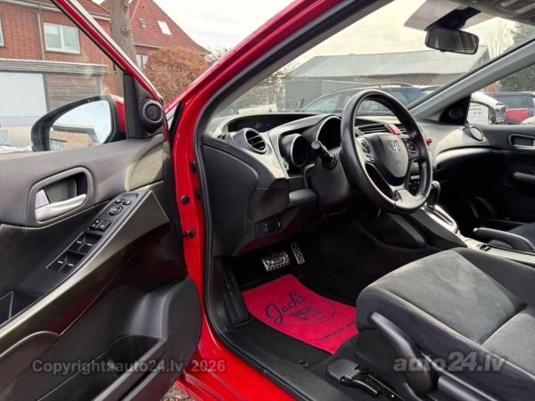 Red Honda Civic 2013 in Rakvere, with an engine capacity of 1.80 L and mileage of 176 thousand km for 6990 €, photo 3 on AUTOMOTO.COM.LV