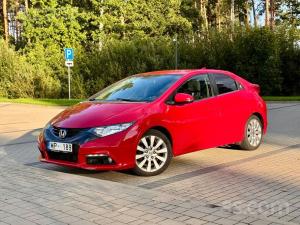 Sarkans Honda Civic 2013 Jelgava, ar dzinēja tilpumu 2.20 L un nobraukumu 315 tūkst. km par 4200 €, foto 3 vietnē AUTOMOTO.COM.LV