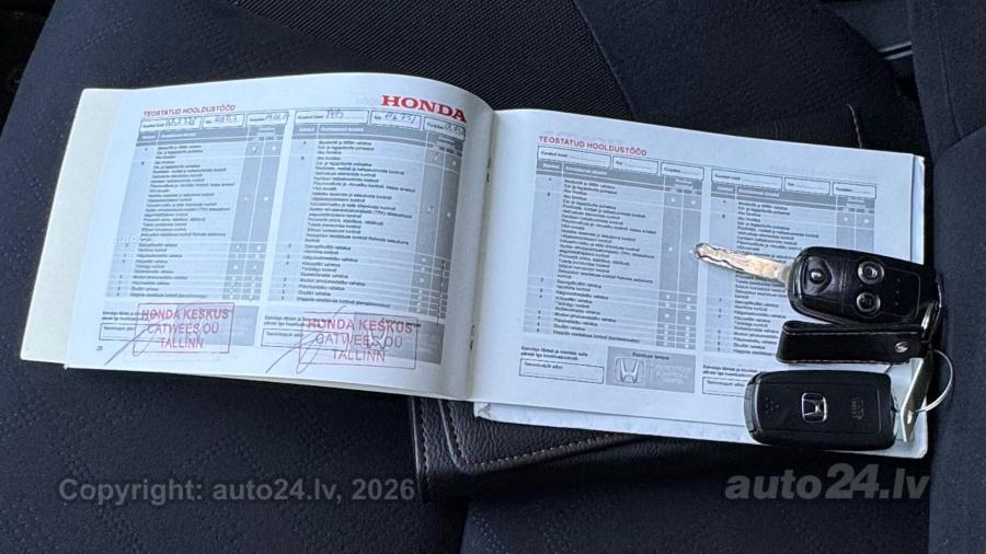 Красный Хонда Цивик 2013 в Таллин, объемом двигателя 1.80 л и пробегом 120 тыс. км за 8999 €, фото 17 на AUTOMOTO.COM.LV