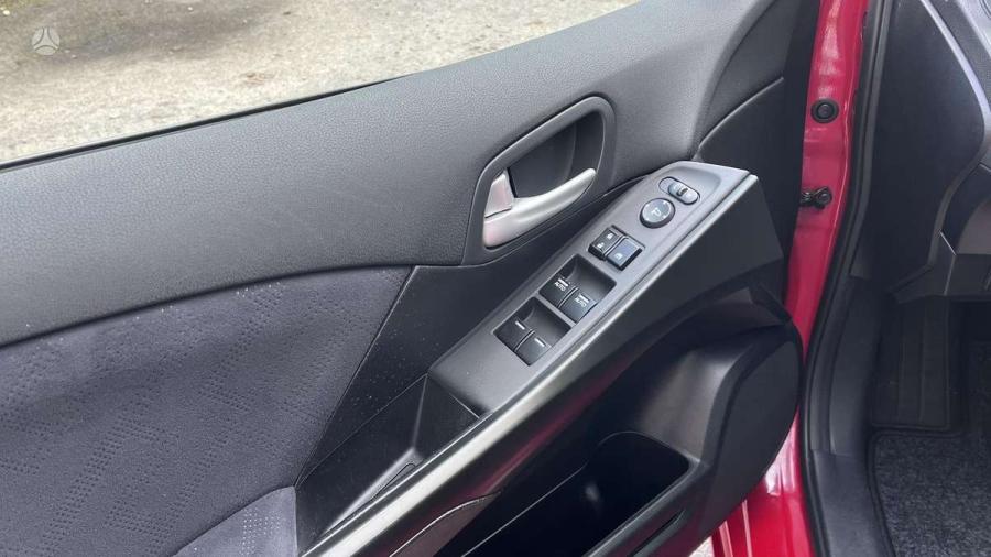 Sarkans Honda Civic 2013 Ukmergė, ar dzinēja tilpumu 1.60 L un nobraukumu 290 tūkst. km par 3999 €, foto 10 vietnē AUTOMOTO.COM.LV
