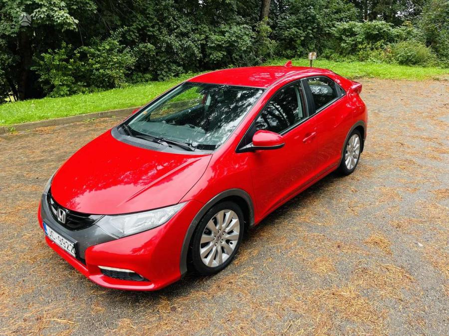 Sarkans Honda Civic 2013 Trakai, ar dzinēja tilpumu 1.80 L un nobraukumu 64 tūkst. km par 7890 €, foto 7 vietnē AUTOMOTO.COM.LV