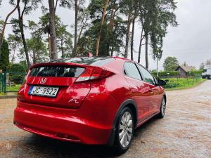 Sarkans Honda Civic 2013 Trakai, ar dzinēja tilpumu 1.80 L un nobraukumu 64 tūkst. km par 7890 €, foto 9 vietnē AUTOMOTO.COM.LV