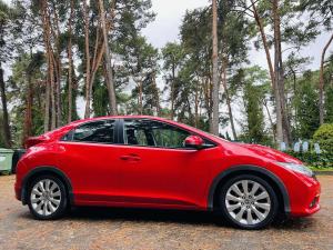 Sarkans Honda Civic 2013 Trakai, ar dzinēja tilpumu 1.80 L un nobraukumu 64 tūkst. km par 7890 €, foto 11 vietnē AUTOMOTO.COM.LV