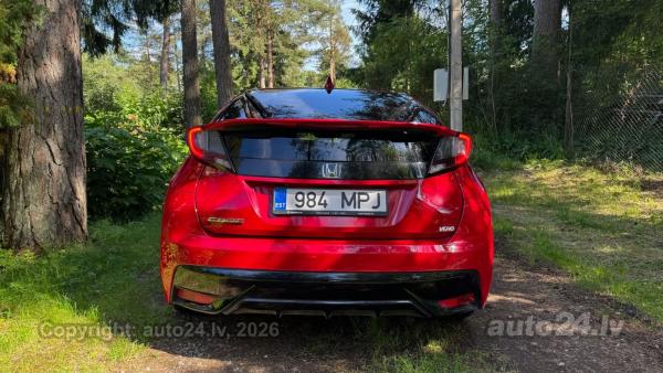Sarkans Honda Civic 2015 Tallina, ar dzinēja tilpumu 1.80 L un nobraukumu 148 tūkst. km par 10500 €, foto 5 vietnē AUTOMOTO.COM.LV