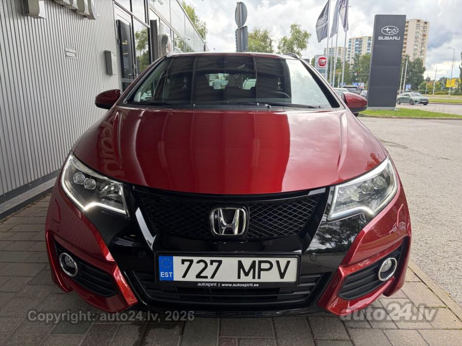Red Honda Civic 2016 in Tallinn, with an engine capacity of 1.80 L and mileage of 47 thousand km for 12990 €, photo 5 on AUTOMOTO.COM.LV