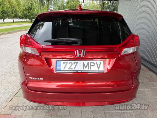 Sarkans Honda Civic 2016 Tallina, ar dzinēja tilpumu 1.80 L un nobraukumu 47 tūkst. km par 12990 €, foto 5 vietnē AUTOMOTO.COM.LV