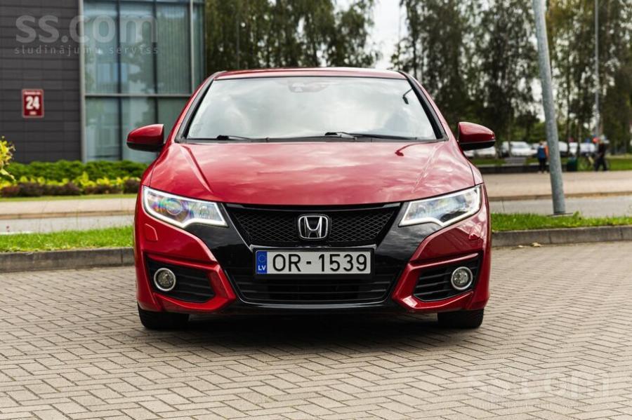 Sarkans Honda Civic 2016 Rīga, ar dzinēja tilpumu 1.60 L un nobraukumu 200 tūkst. km par 8700 €, foto 1 vietnē AUTOMOTO.COM.LV