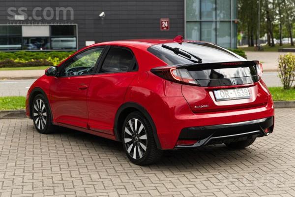 Sarkans Honda Civic 2016 Rīga, ar dzinēja tilpumu 1.60 L un nobraukumu 200 tūkst. km par 8450 €, foto 7 vietnē AUTOMOTO.COM.LV
