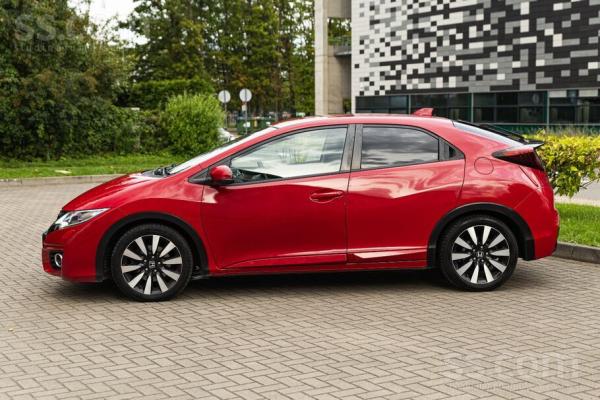 Sarkans Honda Civic 2016 Rīga, ar dzinēja tilpumu 1.60 L un nobraukumu 200 tūkst. km par 8450 €, foto 10 vietnē AUTOMOTO.COM.LV