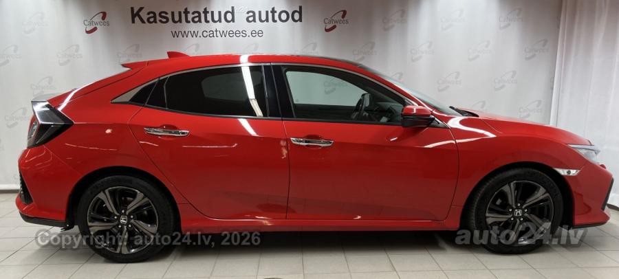 Sarkans Honda Civic 2017 Tallina, ar dzinēja tilpumu 1.50 L un nobraukumu 217 tūkst. km par 9900 €, foto 4 vietnē AUTOMOTO.COM.LV