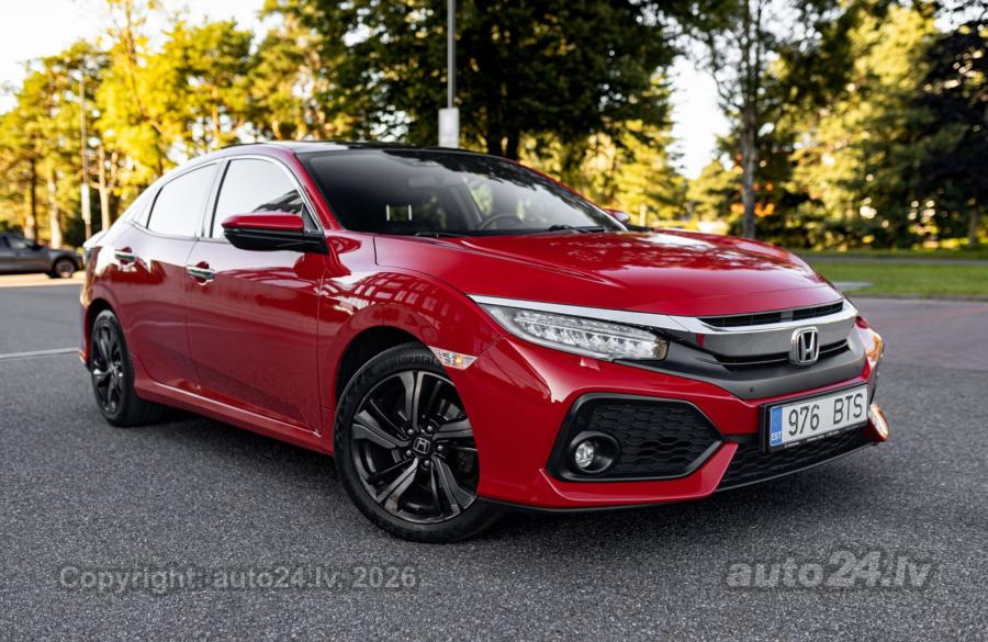 Red Honda Civic 2017 in Tallinn, with an engine capacity of 1.50 L and mileage of 217 thousand km for 13000 €, photo 4 on AUTOMOTO.COM.LV