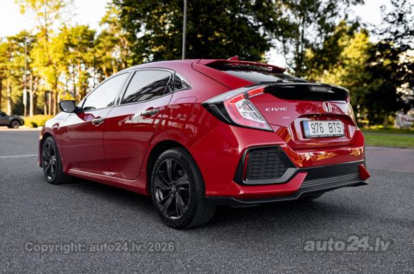 Red Honda Civic 2017 in Tallinn, with an engine capacity of 1.50 L and mileage of 217 thousand km for 13000 €, photo 7 on AUTOMOTO.COM.LV