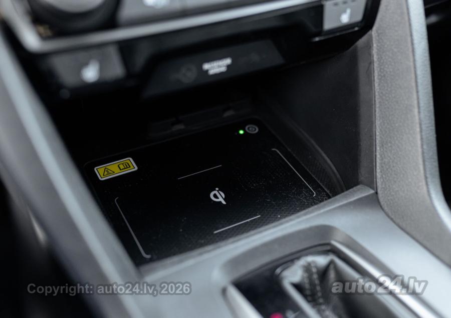 Red Honda Civic 2017 in Tallinn, with an engine capacity of 1.50 L and mileage of 217 thousand km for 13000 €, photo 14 on AUTOMOTO.COM.LV