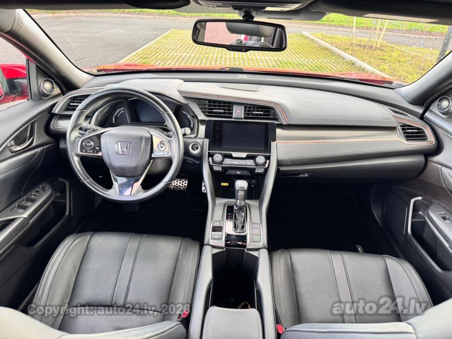 Red Honda Civic 2017 in Tartu, with an engine capacity of 1.50 L and mileage of 154 thousand km for 15000 €, photo 7 on AUTOMOTO.COM.LV