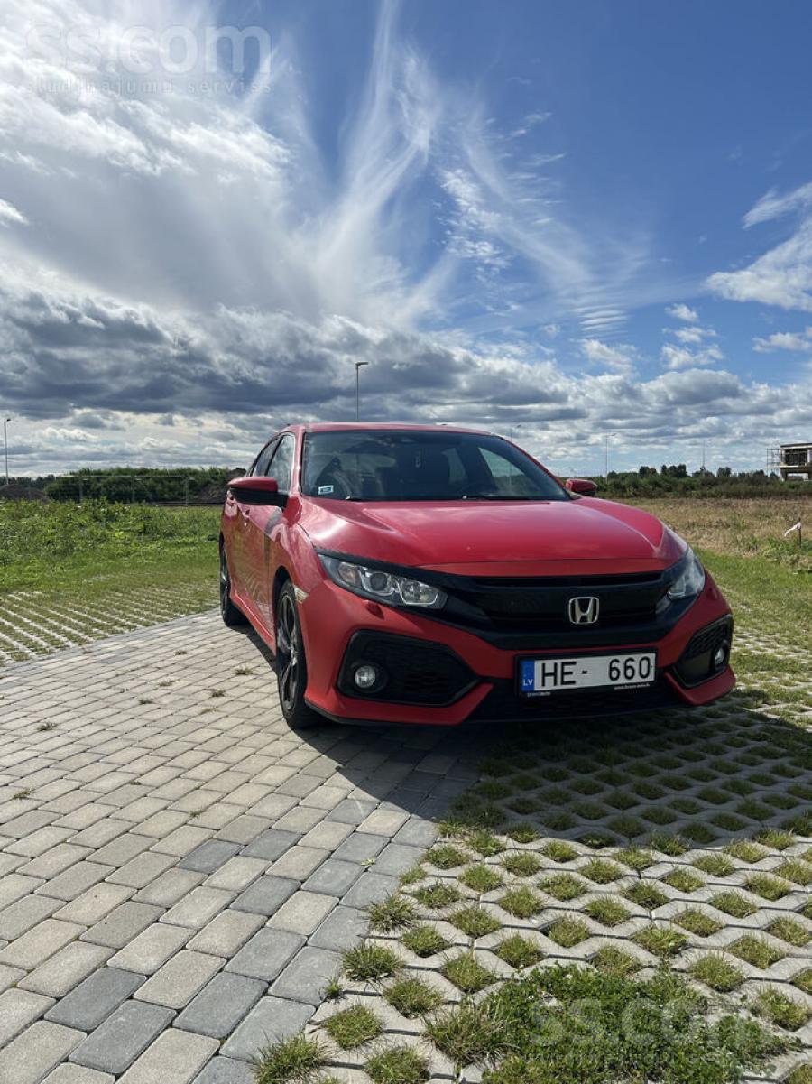 Sarkans Honda Civic 2018 Rīga, ar dzinēja tilpumu 1.00 L un nobraukumu 100 tūkst. km par 11700 €, foto 6 vietnē AUTOMOTO.COM.LV
