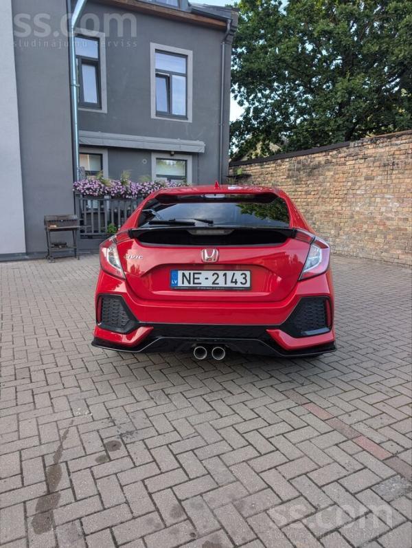 Sarkans Honda Civic 2018 Rīga, ar dzinēja tilpumu 1.50 L un nobraukumu 92 tūkst. km par 14500 €, foto 3 vietnē AUTOMOTO.COM.LV