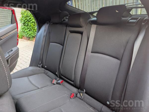 Sarkans Honda Civic 2018 Rīga, ar dzinēja tilpumu 1.50 L un nobraukumu 92 tūkst. km par 14500 €, foto 6 vietnē AUTOMOTO.COM.LV