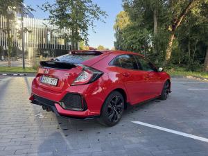 Red Honda Civic 2018 in Kaunas, with an engine capacity of 1.50 L and mileage of 175 thousand km for 13900 €, photo 4 on AUTOMOTO.COM.LV