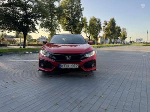 Red Honda Civic 2018 in Kaunas, with an engine capacity of 1.50 L and mileage of 175 thousand km for 13900 €, photo 10 on AUTOMOTO.COM.LV
