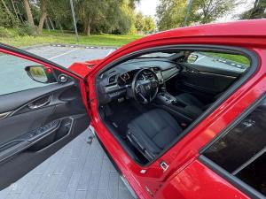 Red Honda Civic 2018 in Kaunas, with an engine capacity of 1.50 L and mileage of 175 thousand km for 13900 €, photo 12 on AUTOMOTO.COM.LV