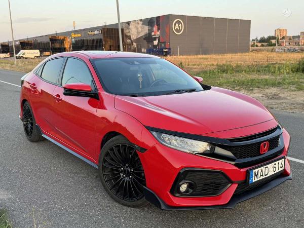 Red Honda Civic 2018 in Kaunas, with an engine capacity of 1.50 L and mileage of 118 thousand km for 14990 €, photo 1 on AUTOMOTO.COM.LV