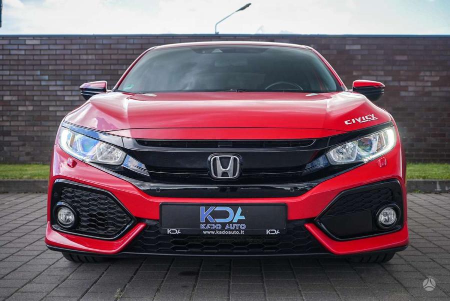 Red Honda Civic 2018 in Marijampole, with an engine capacity of 0.99 L and mileage of 119 thousand km for 11950 €, photo 4 on AUTOMOTO.COM.LV