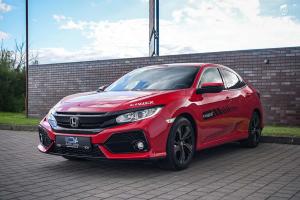Red Honda Civic 2018 in Marijampole, with an engine capacity of 0.99 L and mileage of 119 thousand km for 11950 €, photo 6 on AUTOMOTO.COM.LV