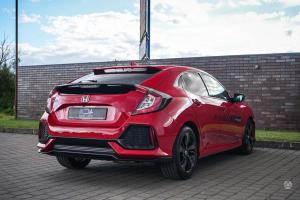 Red Honda Civic 2018 in Marijampole, with an engine capacity of 0.99 L and mileage of 119 thousand km for 11950 €, photo 13 on AUTOMOTO.COM.LV