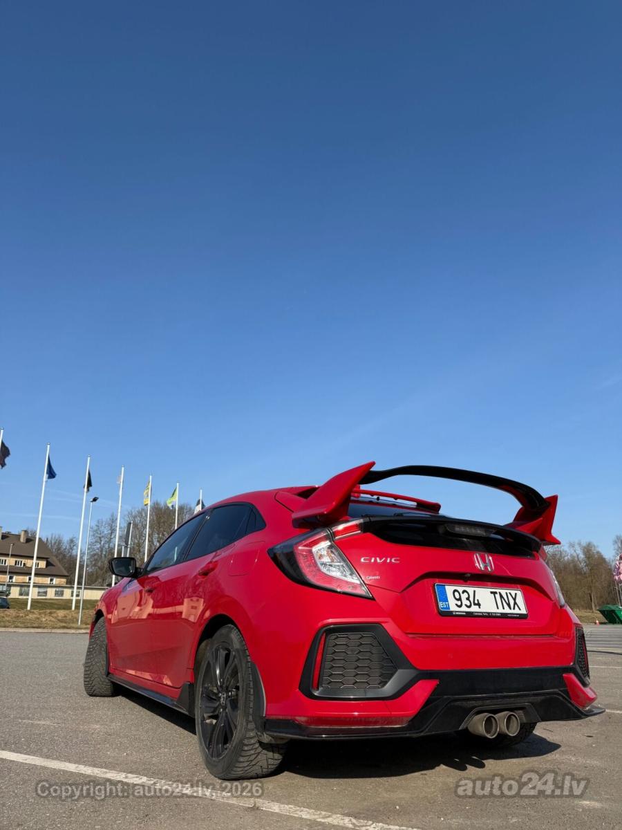 Sarkans Honda Civic 2019 Tallina, ar dzinēja tilpumu 1.50 L un nobraukumu 102 tūkst. km par 16500 €, foto 5 vietnē AUTOMOTO.COM.LV