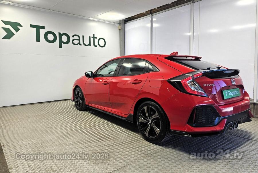 Red Honda Civic 2019 in Tallinn, with an engine capacity of 1.50 L and mileage of 196 thousand km for 12500 €, photo 4 on AUTOMOTO.COM.LV