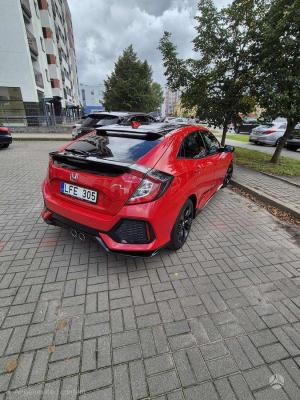Red Honda Civic 2019 in Vilnius, with an engine capacity of 1.50 L and mileage of 201 thousand km for 12000 €, photo 7 on AUTOMOTO.COM.LV