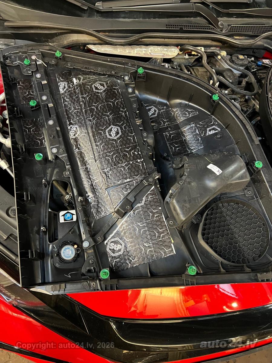 Sarkans Honda Civic 2020 Tallina, ar dzinēja tilpumu 1.00 L un nobraukumu 66 tūkst. km par 15500 €, foto 16 vietnē AUTOMOTO.COM.LV
