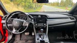 Sarkans Honda Civic 2020 Tallina, ar dzinēja tilpumu 1.00 L un nobraukumu 66 tūkst. km par 15500 €, foto 21 vietnē AUTOMOTO.COM.LV