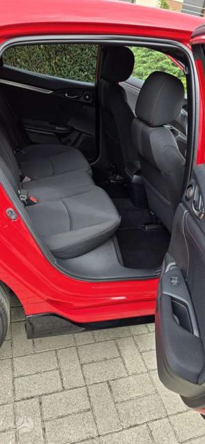 Red Honda Civic 2021 in Marijampole, with an engine capacity of 0.99 L and mileage of 7 thousand km for 15500 €, photo 14 on AUTOMOTO.COM.LV