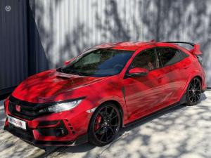 Sarkans Honda Civic 2021 Viļņa, ar dzinēja tilpumu 2.00 L un nobraukumu 92 tūkst. km par 24800 €, foto  vietnē AUTOMOTO.COM.LV
