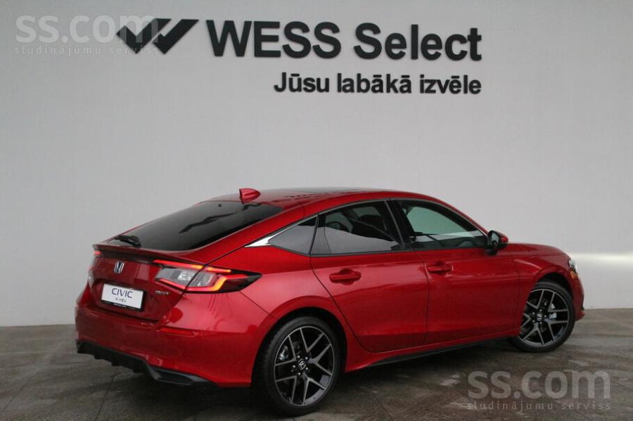 Sarkans Honda Civic 2025 Rīga, ar dzinēja tilpumu 2.00 L un nobraukumu 13 tūkst. km par 37100 €, foto 3 vietnē AUTOMOTO.COM.LV