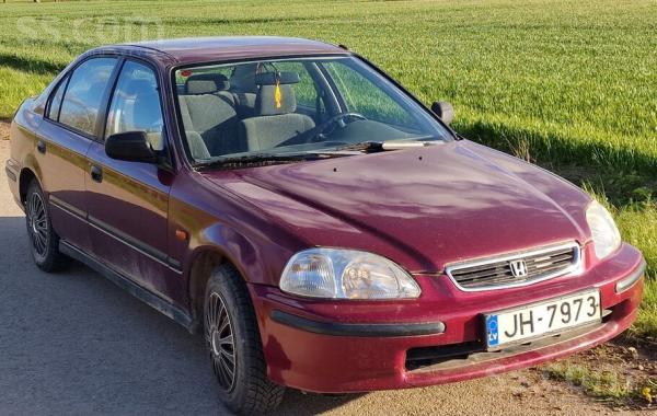 Red Honda Civic 1997 in Tukums, with an engine capacity of 1.40 L and mileage of 165 thousand km for 800 €, photo 2 on AUTOMOTO.COM.LV