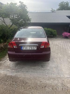 Red Honda Civic 2003 in Ogre, with an engine capacity of 1.60 L and mileage of 220 thousand km for 500 €, photo 3 on AUTOMOTO.COM.LV