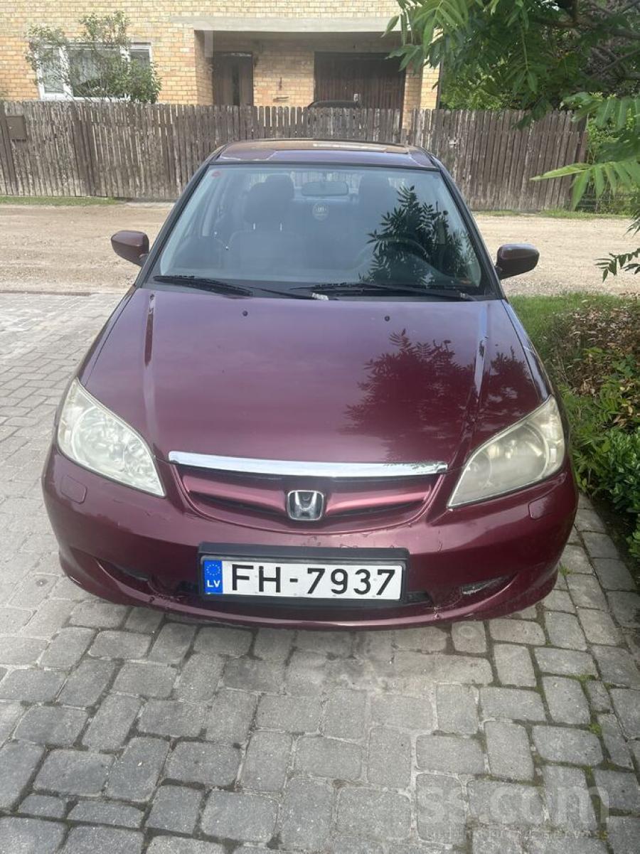 Red Honda Civic 2003 in Ogre, with an engine capacity of 1.60 L and mileage of 220 thousand km for 500 €, photo 4 on AUTOMOTO.COM.LV