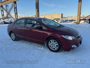 Red Honda Civic 2006 in Tallinn, with an engine capacity of 1.80 L and mileage of 199 thousand km for 599 €, photo  on AUTOMOTO.COM.LV