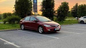 Sarkans Honda Civic 2006 Tallina, ar dzinēja tilpumu 1.80 L un nobraukumu 165 tūkst. km par 1700 €, foto  vietnē AUTOMOTO.COM.LV