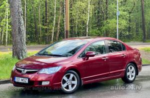 Sarkans Honda Civic 2007 Tallina, ar dzinēja tilpumu 1.80 L un nobraukumu 230 tūkst. km par 2590 €, foto  vietnē AUTOMOTO.COM.LV