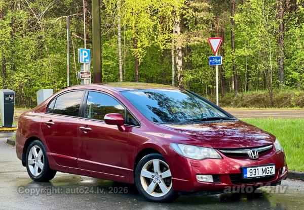 Sarkans Honda Civic 2007 Tallina, ar dzinēja tilpumu 1.80 L un nobraukumu 230 tūkst. km par 2590 €, foto 2 vietnē AUTOMOTO.COM.LV