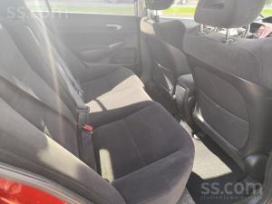 Sarkans Honda Civic 2007 Rīga, ar dzinēja tilpumu 1.80 L un nobraukumu 110 tūkst. km par 800 €, foto 13 vietnē AUTOMOTO.COM.LV