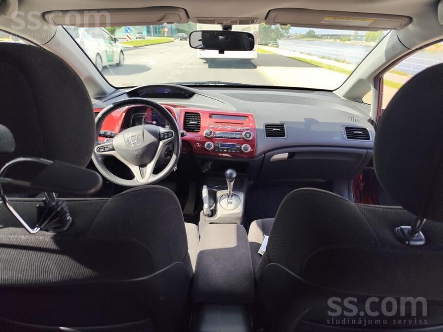 Sarkans Honda Civic 2007 Rīga, ar dzinēja tilpumu 1.80 L un nobraukumu 110 tūkst. km par 800 €, foto 17 vietnē AUTOMOTO.COM.LV