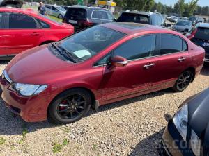 Sarkans Honda Civic 2008 Rīga, ar dzinēja tilpumu 1.80 L un nobraukumu 189 tūkst. km par 2900 €, foto 11 vietnē AUTOMOTO.COM.LV
